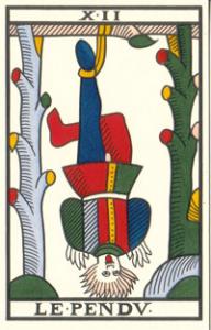 Le Pendu du Tarot : TOUTES les significations de la Carte - Le-Chariot